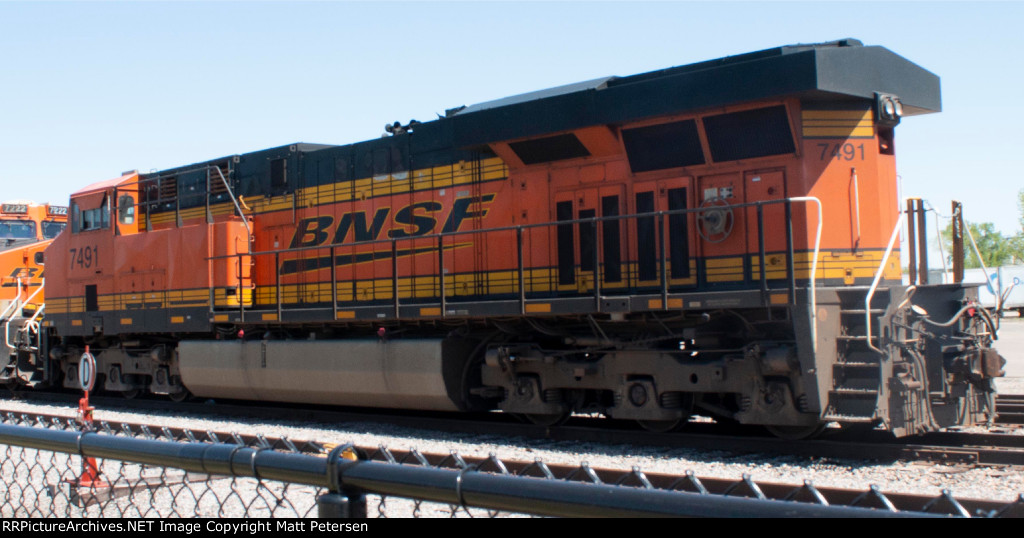 BNSF 7481